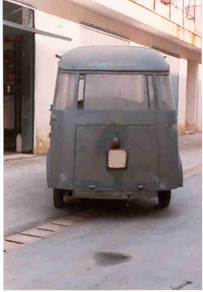 ApeVintage.com ape bus